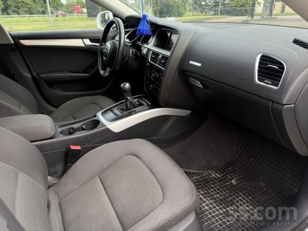 Balts Audi A5 2011 Rīga, ar dzinēja tilpumu 2.00 L un nobraukumu 350 tūkst. km par 5290 €, foto 10 vietnē AUTOMOTO.COM.LV