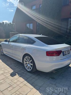 White Audi A5 2012 in Riga, with an engine capacity of 3.00 L and mileage of 265 thousand km for 10900 €, photo 4 on AUTOMOTO.COM.LV
