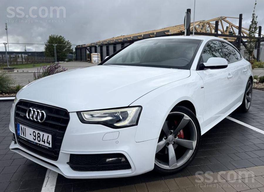 White Audi A5 2012 in Riga, with an engine capacity of 3.00 L and mileage of 279 thousand km for 11990 €, photo 3 on AUTOMOTO.COM.LV