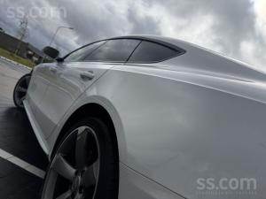 White Audi A5 2012 in Riga, with an engine capacity of 3.00 L and mileage of 279 thousand km for 11990 €, photo 9 on AUTOMOTO.COM.LV