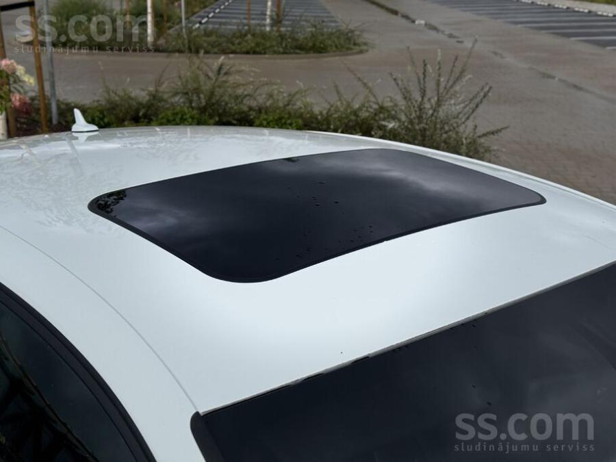 White Audi A5 2012 in Riga, with an engine capacity of 3.00 L and mileage of 279 thousand km for 11990 €, photo 15 on AUTOMOTO.COM.LV