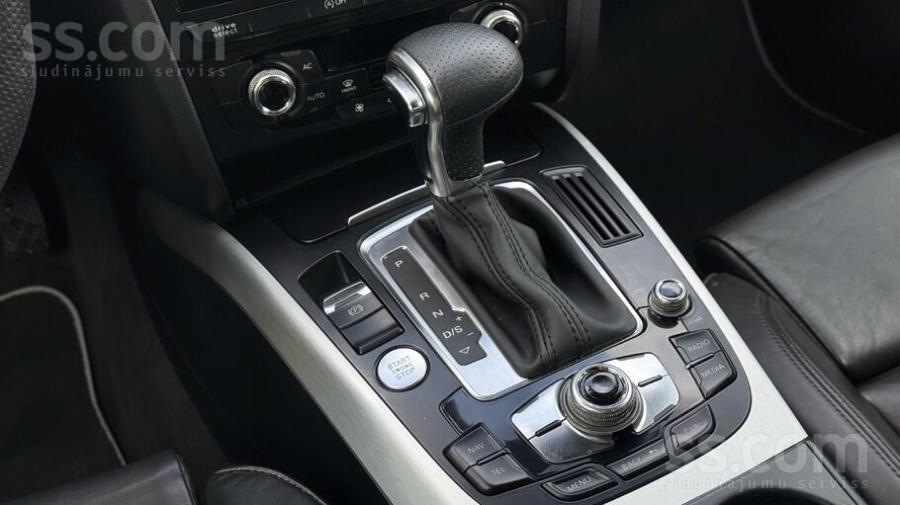 White Audi A5 2012 in Riga, with an engine capacity of 3.00 L and mileage of 279 thousand km for 11990 €, photo 23 on AUTOMOTO.COM.LV