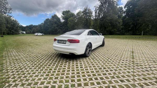 White Audi A5 2012 in Vilnius, with an engine capacity of 1.98 L and mileage of 86 thousand km for 5900 €, photo 9 on AUTOMOTO.COM.LV