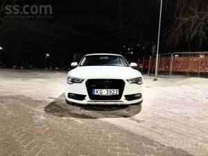Balts Audi A5 2013 Rīga, ar dzinēja tilpumu 3.00 L un nobraukumu 232 tūkst. km par 13000 €, foto  vietnē AUTOMOTO.COM.LV