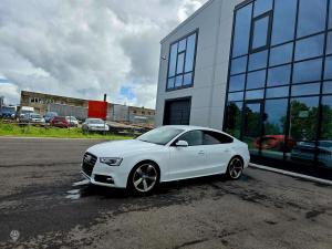 White Audi A5 2014 in Kretinga, with an engine capacity of 3.00 L and mileage of 279 thousand km for 7895 €, photo 3 on AUTOMOTO.COM.LV