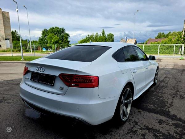 Balts Audi A5 2014 Kretinga, ar dzinēja tilpumu 3.00 L un nobraukumu 279 tūkst. km par 7895 €, foto 6 vietnē AUTOMOTO.COM.LV
