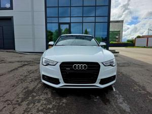 White Audi A5 2014 in Kretinga, with an engine capacity of 3.00 L and mileage of 279 thousand km for 7895 €, photo 11 on AUTOMOTO.COM.LV