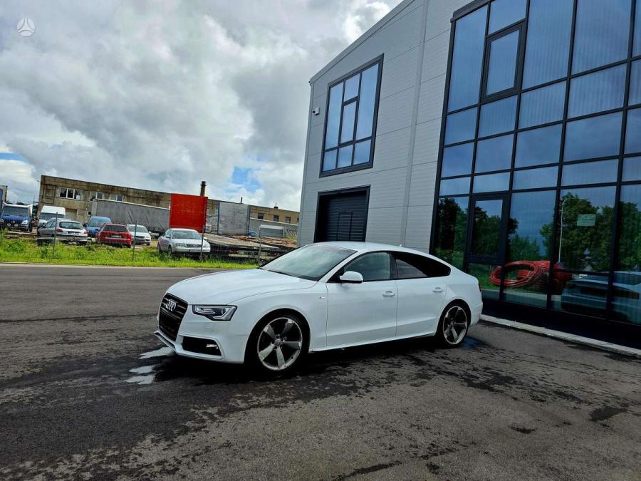 Balts Audi A5 2014 Kretinga, ar dzinēja tilpumu 3.00 L un nobraukumu 276 tūkst. km par 8100 €, foto 10 vietnē AUTOMOTO.COM.LV