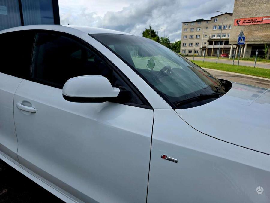White Audi A5 2014 in Kretinga, with an engine capacity of 3.00 L and mileage of 277 thousand km for 8200 €, photo 5 on AUTOMOTO.COM.LV