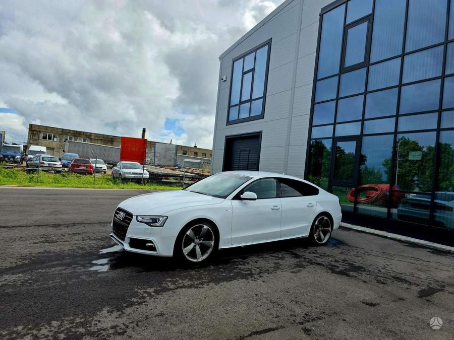White Audi A5 2014 in Kretinga, with an engine capacity of 3.00 L and mileage of 277 thousand km for 8200 €, photo 10 on AUTOMOTO.COM.LV