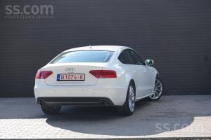 White Audi A5 2014 in Riga, with an engine capacity of 3.00 L and mileage of 249 thousand km for 11290 €, photo 4 on AUTOMOTO.COM.LV
