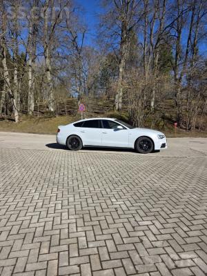 White Audi A5 2015 in Talsi, with an engine capacity of 1.80 L and mileage of 250 thousand km for 10000 €, photo 4 on AUTOMOTO.COM.LV