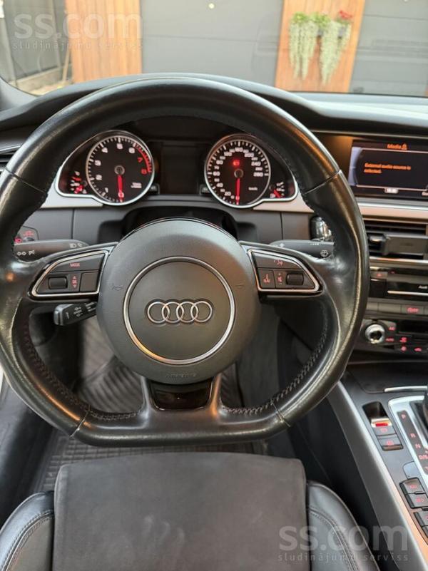 Balts Audi A5 2015 Rīga, ar dzinēja tilpumu 1.80 L un nobraukumu 161 tūkst. km par 13000 €, foto 9 vietnē AUTOMOTO.COM.LV