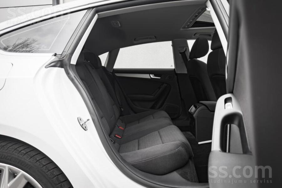 Balts Audi A5 2016 Rīga, ar dzinēja tilpumu 1.80 L un nobraukumu 147 tūkst. km par 14990 €, foto 13 vietnē AUTOMOTO.COM.LV