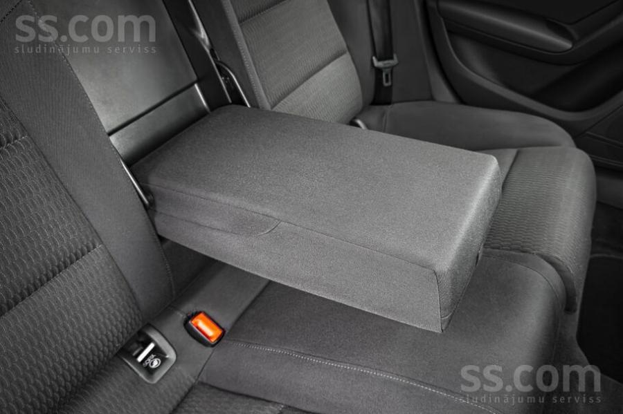 Balts Audi A5 2016 Rīga, ar dzinēja tilpumu 1.80 L un nobraukumu 147 tūkst. km par 14990 €, foto 14 vietnē AUTOMOTO.COM.LV