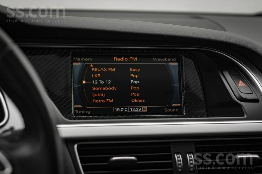 Balts Audi A5 2016 Rīga, ar dzinēja tilpumu 1.80 L un nobraukumu 147 tūkst. km par 14990 €, foto 24 vietnē AUTOMOTO.COM.LV