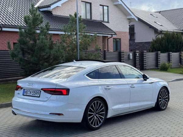 White Audi A5 2017 in Vilnius, with an engine capacity of 2.00 L and mileage of 162 thousand km for 15950 €, photo 4 on AUTOMOTO.COM.LV