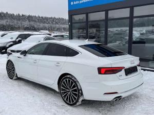 White Audi A5 2017 in Vilnius, with an engine capacity of 2.00 L and mileage of 162 thousand km for 15950 €, photo 3 on AUTOMOTO.COM.LV