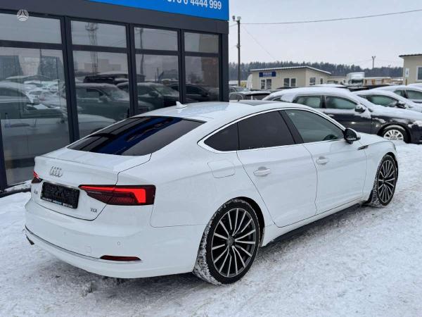 Balts Audi A5 2017 Viļņa, ar dzinēja tilpumu 2.00 L un nobraukumu 162 tūkst. km par 15950 €, foto 4 vietnē AUTOMOTO.COM.LV
