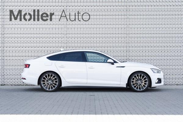 White Audi A5 2019 in Marupe, with an engine capacity of 2.00 L and mileage of 228 thousand km for 17900 €, photo 5 on AUTOMOTO.COM.LV