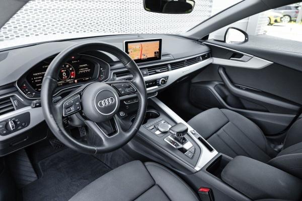 White Audi A5 2019 in Marupe, with an engine capacity of 2.00 L and mileage of 228 thousand km for 17900 €, photo 10 on AUTOMOTO.COM.LV