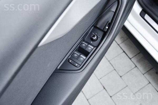 Balts Audi A5 2019 Rīga, ar dzinēja tilpumu 2.00 L un nobraukumu 228 tūkst. km par 17550 €, foto 8 vietnē AUTOMOTO.COM.LV