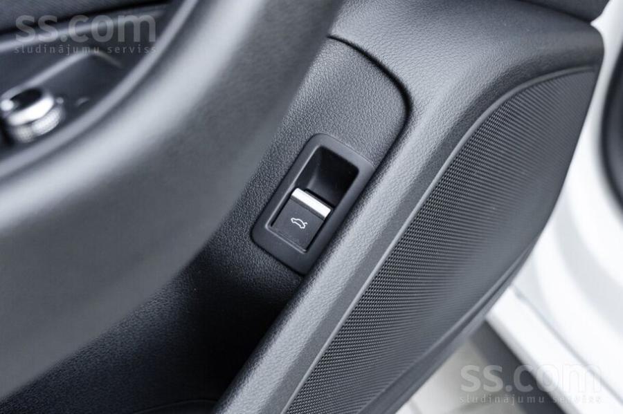 Balts Audi A5 2019 Rīga, ar dzinēja tilpumu 2.00 L un nobraukumu 228 tūkst. km par 17550 €, foto 10 vietnē AUTOMOTO.COM.LV