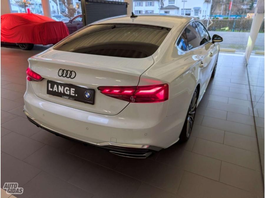White Audi A5 2020 in Kaunas, with an engine capacity of 2.00 L and mileage of 62 thousand km for 32587 €, photo 7 on AUTOMOTO.COM.LV