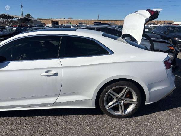 White Audi A5 2022 in Vilnius, with an engine capacity of 0.00 L and mileage of 125 thousand km for 9700 €, photo 10 on AUTOMOTO.COM.LV