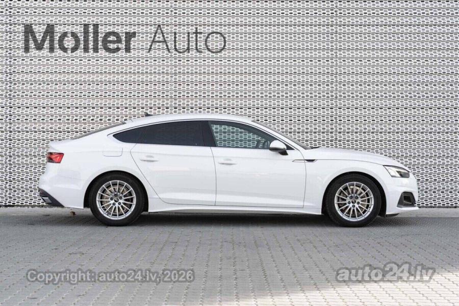 White Audi A5 2024 in Riga, with an engine capacity of 2.00 L and mileage of 17 thousand km for 35765 €, photo 5 on AUTOMOTO.COM.LV