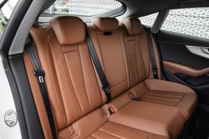 Balts Audi A5 2024 Mārupe, ar dzinēja tilpumu 2.00 L un nobraukumu 28 tūkst. km par 32200 €, foto 24 vietnē AUTOMOTO.COM.LV