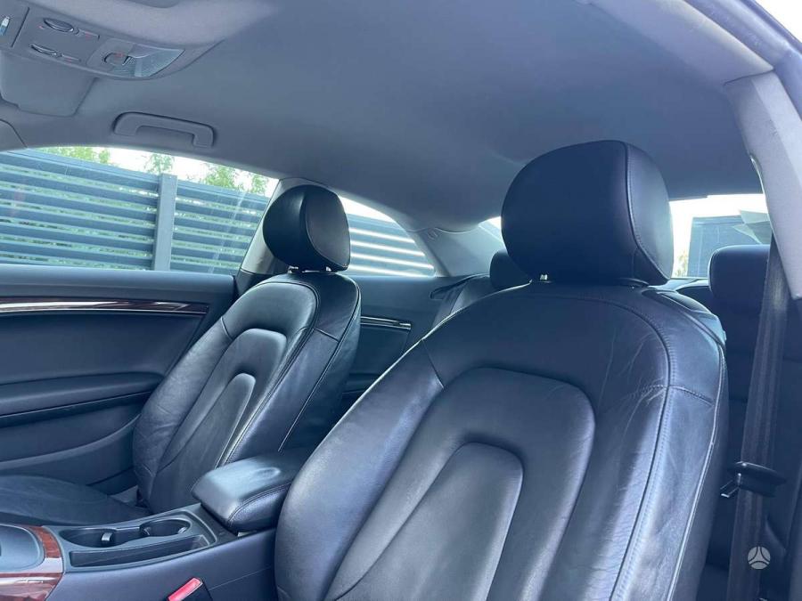 Yellow Audi A5 2008 in Vilnius, with an engine capacity of 2.70 L and mileage of 280 thousand km for 5400 €, photo 9 on AUTOMOTO.COM.LV