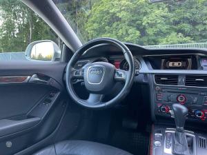 Yellow Audi A5 2008 in Vilnius, with an engine capacity of 2.70 L and mileage of 280 thousand km for 5400 €, photo 14 on AUTOMOTO.COM.LV