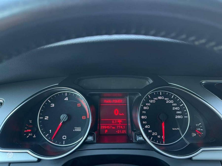 Yellow Audi A5 2008 in Vilnius, with an engine capacity of 2.70 L and mileage of 280 thousand km for 5400 €, photo 16 on AUTOMOTO.COM.LV