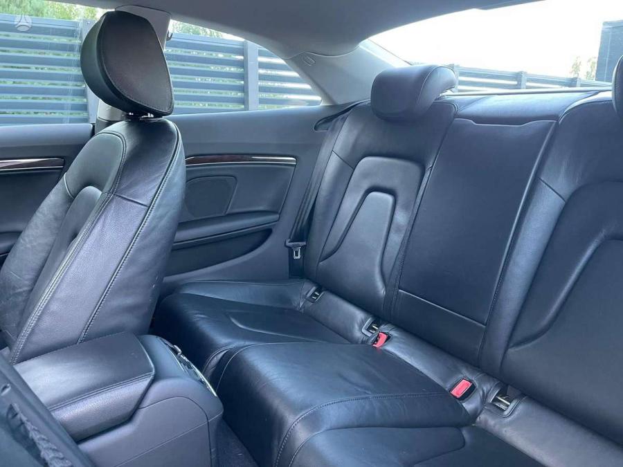 Yellow Audi A5 2008 in Vilnius, with an engine capacity of 2.70 L and mileage of 280 thousand km for 5400 €, photo 17 on AUTOMOTO.COM.LV