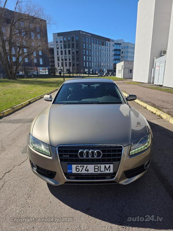 Yellow Audi A5 2010 in Tallinn, with an engine capacity of 2.00 L and mileage of 225 thousand km for 9900 €, photo 7 on AUTOMOTO.COM.LV