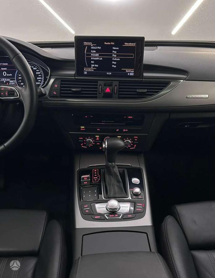 Black Audi A6 Allroad 2012 in Marijampole, with an engine capacity of 2.97 L and mileage of 325 thousand km for 11999 €, photo 11 on AUTOMOTO.COM.LV