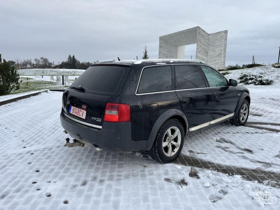 Black Audi A6 Allroad 2001 in Ukmerge, with an engine capacity of 2.50 L and mileage of 431 thousand km for 1400 €, photo 3 on AUTOMOTO.COM.LV