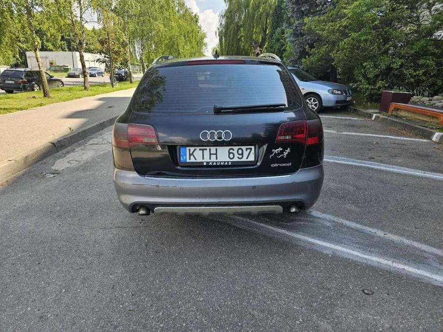 Melns Audi A6 Allroad 2006 Kauņa, ar dzinēja tilpumu 2.97 L un nobraukumu 324 tūkst. km par 2500 €, foto 17 vietnē AUTOMOTO.COM.LV