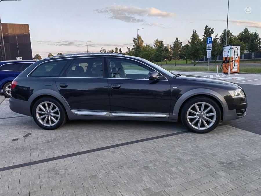 Melns Audi A6 Allroad 2006 Šauļi, ar dzinēja tilpumu 3.00 L un nobraukumu 360 tūkst. km par 3400 €, foto 4 vietnē AUTOMOTO.COM.LV
