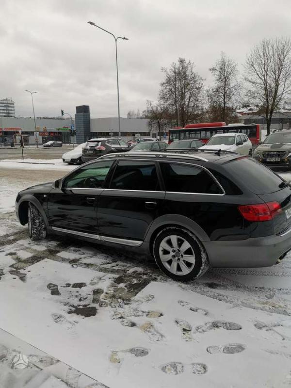 Melns Audi A6 Allroad 2007 Viļņa, ar dzinēja tilpumu 2.97 L un nobraukumu 290 tūkst. km par 4100 €, foto 7 vietnē AUTOMOTO.COM.LV