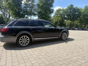 Melns Audi A6 Allroad 2007 Viļņa, ar dzinēja tilpumu 2.97 L un nobraukumu 388 tūkst. km par 3650 €, foto 5 vietnē AUTOMOTO.COM.LV