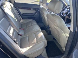 Melns Audi A6 Allroad 2007 Kauņa, ar dzinēja tilpumu 3.00 L un nobraukumu 295 tūkst. km par 4100 €, foto 12 vietnē AUTOMOTO.COM.LV