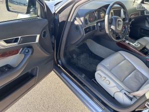 Melns Audi A6 Allroad 2007 Kauņa, ar dzinēja tilpumu 3.00 L un nobraukumu 295 tūkst. km par 4100 €, foto 16 vietnē AUTOMOTO.COM.LV