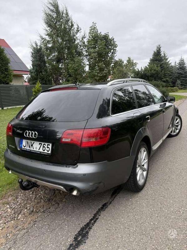 Melns Audi A6 Allroad 2007 Viļņa, ar dzinēja tilpumu 2.97 L un nobraukumu 368 tūkst. km par 2350 €, foto 7 vietnē AUTOMOTO.COM.LV