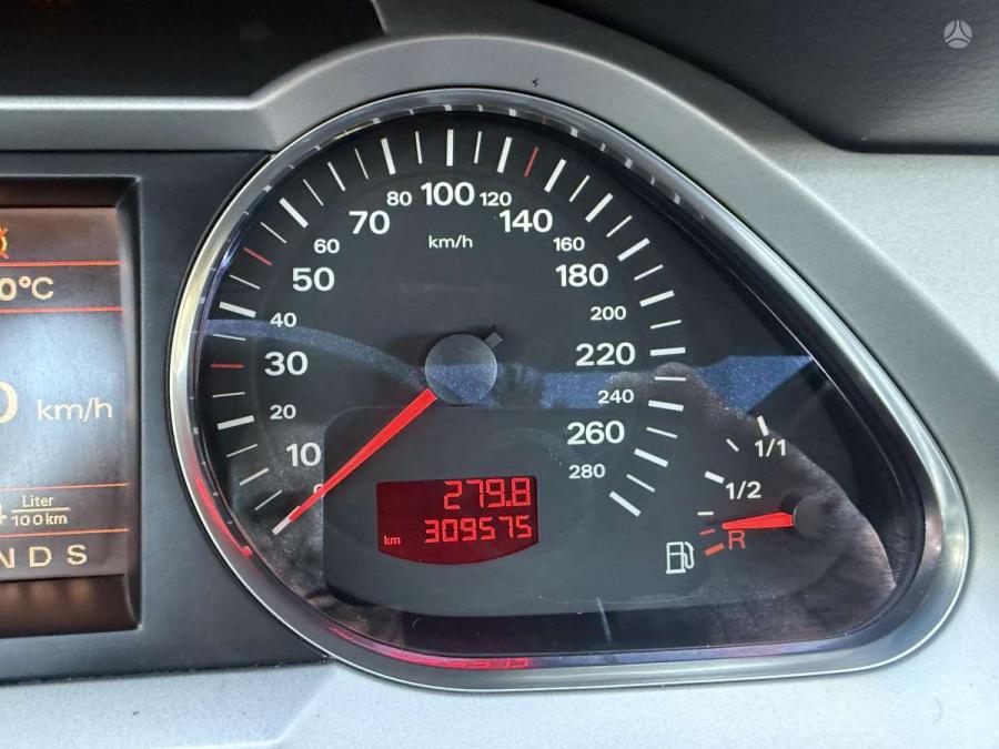 Melns Audi A6 Allroad 2007 Viļņa, ar dzinēja tilpumu 2.97 L un nobraukumu 309 tūkst. km par 3350 €, foto 18 vietnē AUTOMOTO.COM.LV