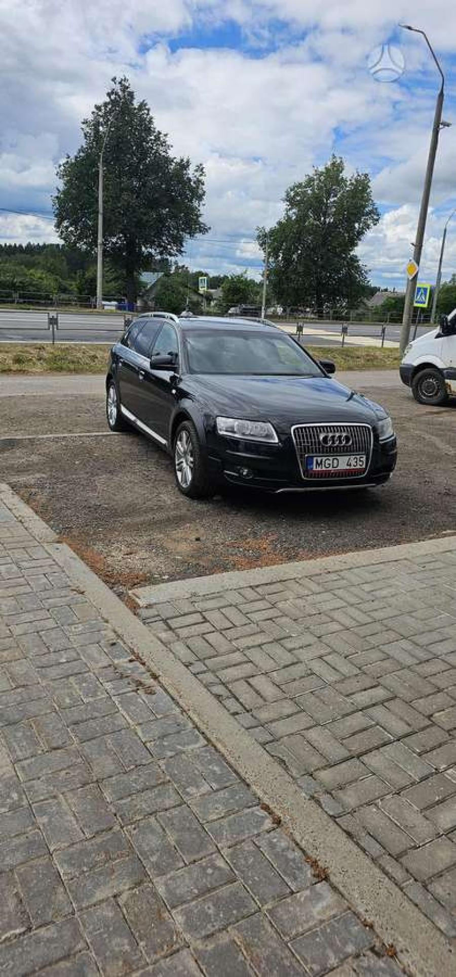 Melns Audi A6 Allroad 2008 Viļņa, ar dzinēja tilpumu 2.97 L un nobraukumu 378 tūkst. km par 3800 €, foto 6 vietnē AUTOMOTO.COM.LV