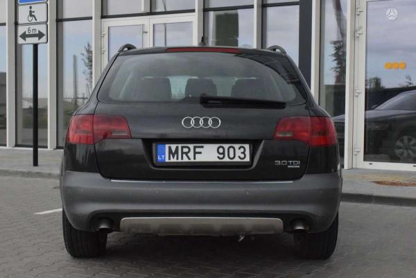 Black Audi A6 Allroad 2008 in Vilnius, with an engine capacity of 2.97 L and mileage of 341 thousand km for 4150 €, photo 5 on AUTOMOTO.COM.LV