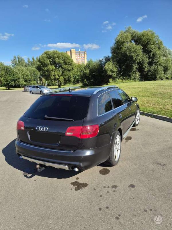 Black Audi A6 Allroad 2008 in Panevezys, with an engine capacity of 2.97 L and mileage of 315 thousand km for 2500 €, photo 7 on AUTOMOTO.COM.LV