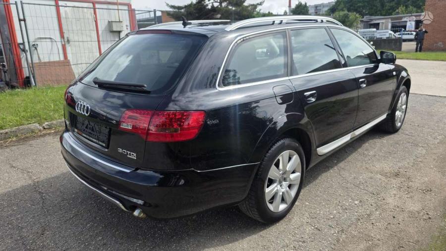Melns Audi A6 Allroad 2009 Šauļi, ar dzinēja tilpumu 2.97 L un nobraukumu 289 tūkst. km par 5250 €, foto 6 vietnē AUTOMOTO.COM.LV
